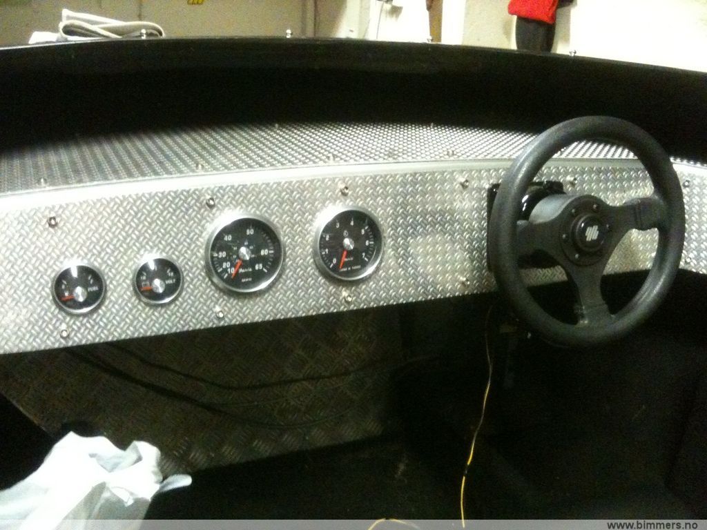 Marshan 19' With Mercury XR2 200hp race engine. How much setback?